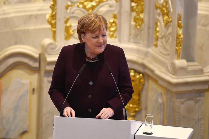 Ja, Mama Merkel, wir haben es geschafft - Amal, Hamburg!